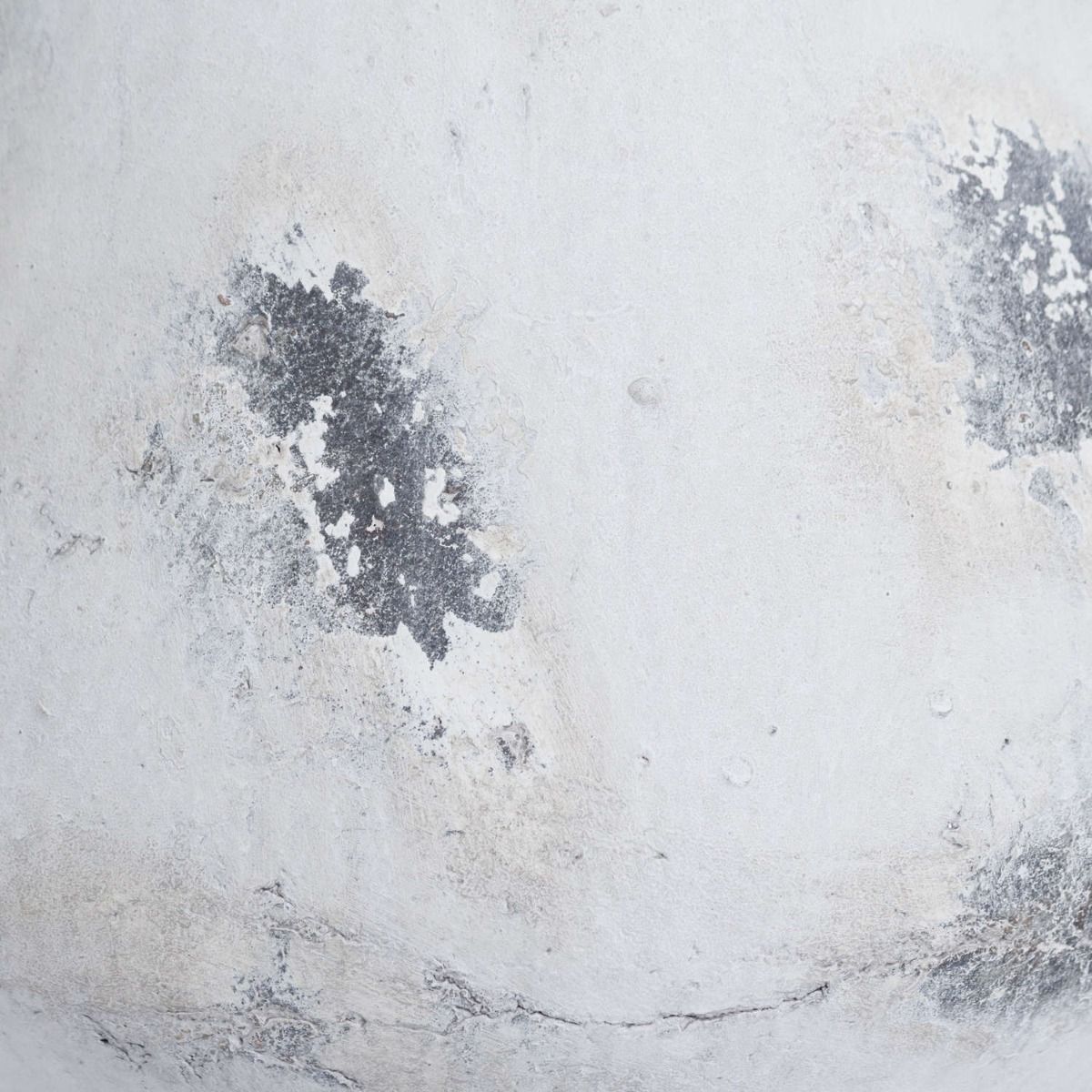 Naxos Large Antique White Vase by Hill Interiors | Style Our Home